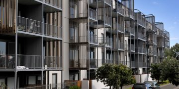 UNEX – Experts in aluminium balustrade systems