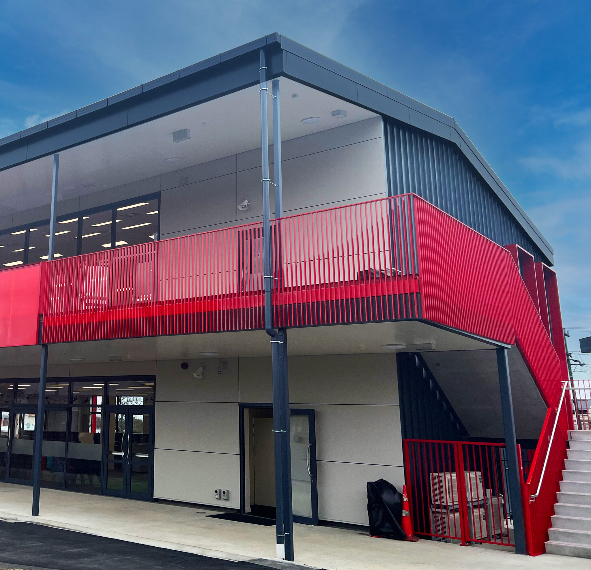 What to know: Balustrades in educational buildings - UNEX