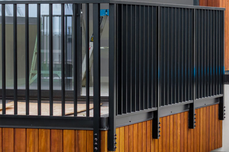 Keston Aluminium Framed Balustrade - UNEX